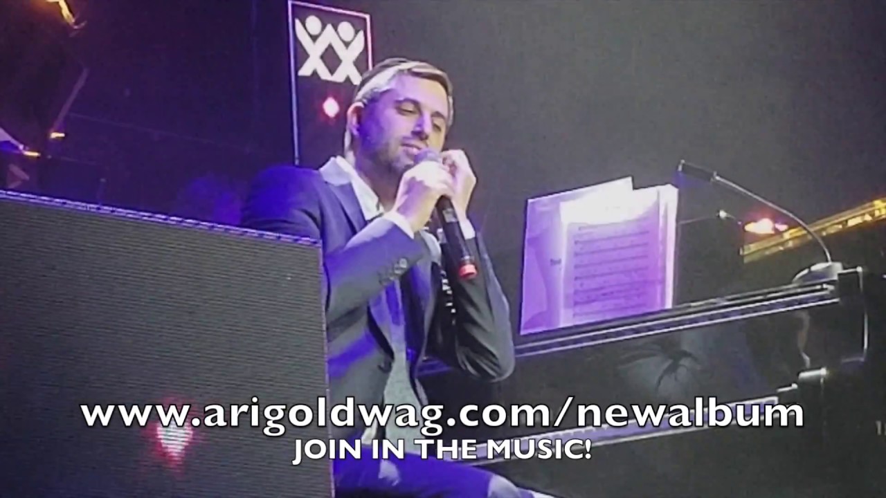 Ari Goldwag performs at HASC 31 - YouTube