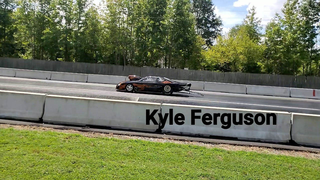 Kenny Ferguson vs Kyle Ferguson @Custom Ts Motorsports Park - YouTube