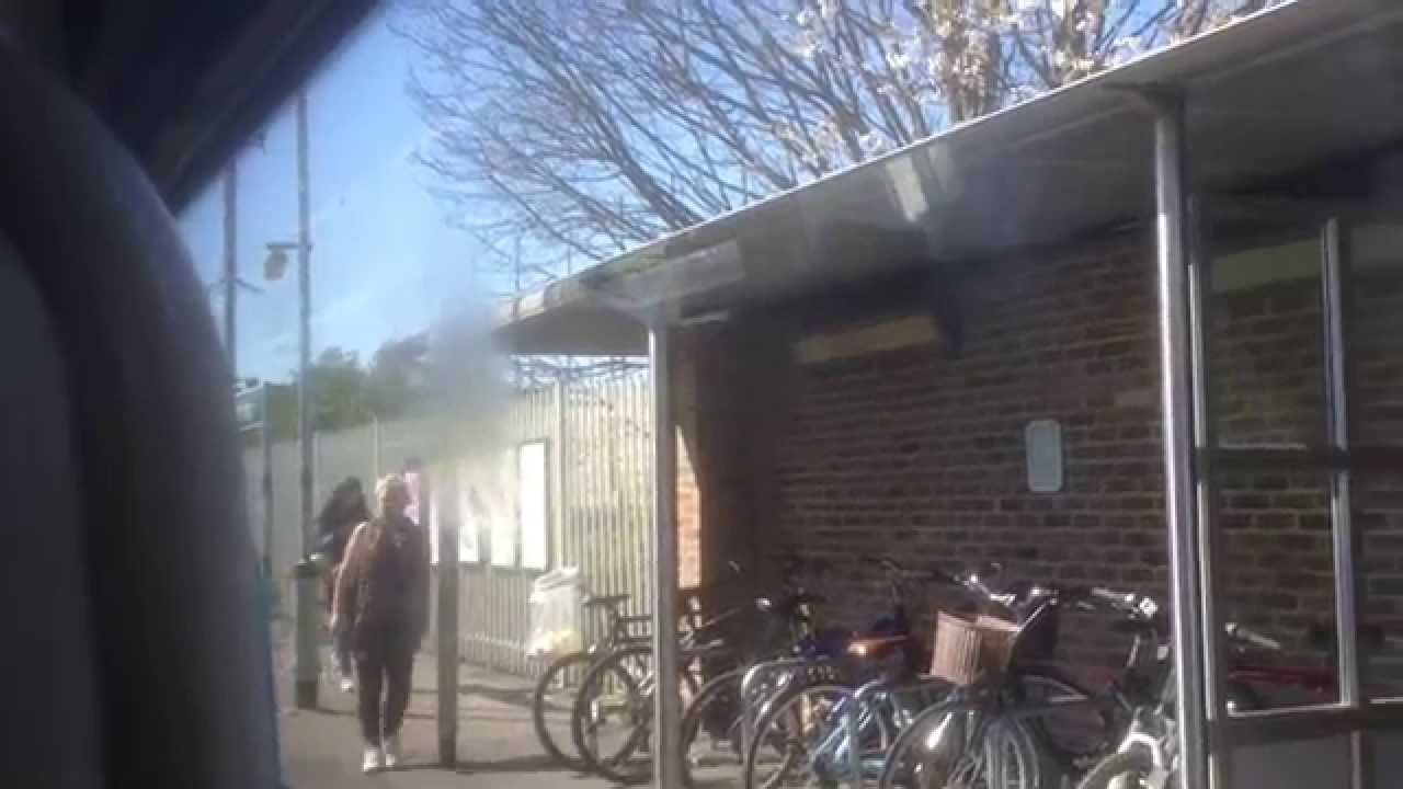 West Worthing Train Station - YouTube