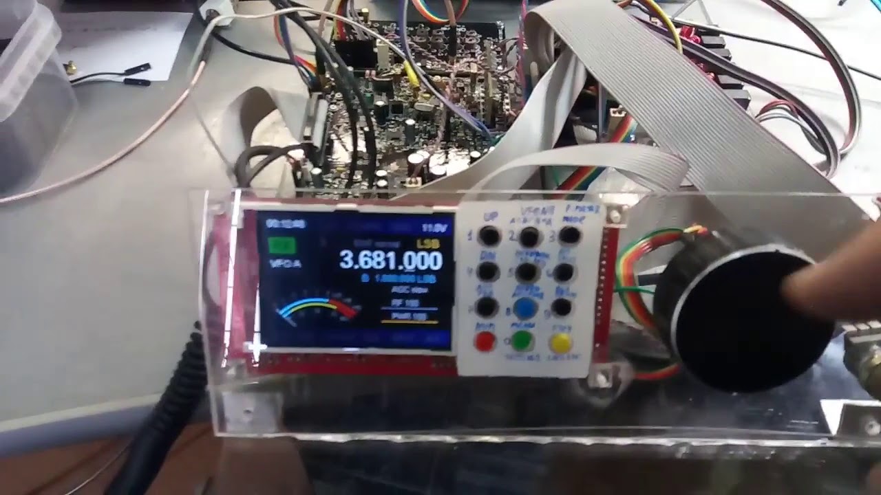 The first test inclusion of the QRPver transceiver stand "Hubertron ...