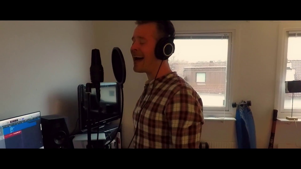 High and Dry (Radiohead) - Rickard J - YouTube