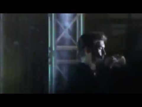 MUSTAFA CECELİ KONSERİNDE TACİZ?