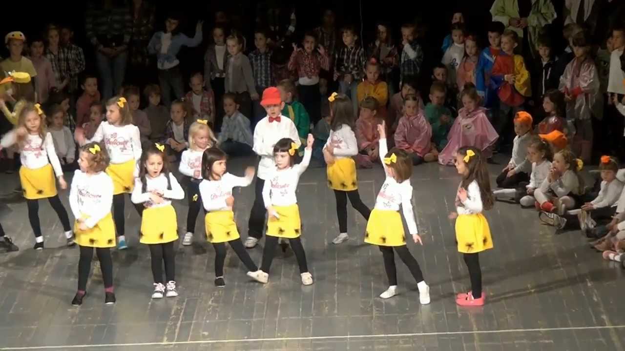 Pačji ples - Zvončice, Đakovo, 15. 11. 2013. - YouTube