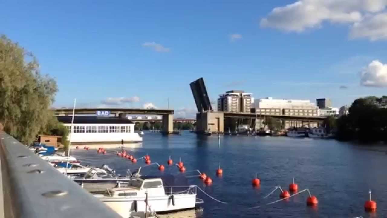 Stockholm Hornstull strand Bridge - YouTube