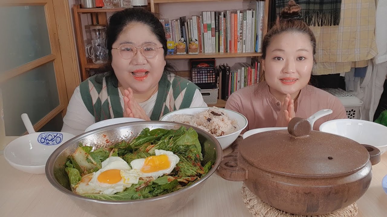 (집밥먹방) 봄동겉절이, 봄동비빔밥, 봄동된장국 (ft.봄동 2천원치) Bom-dong bibimbabㅣKorean Home ...