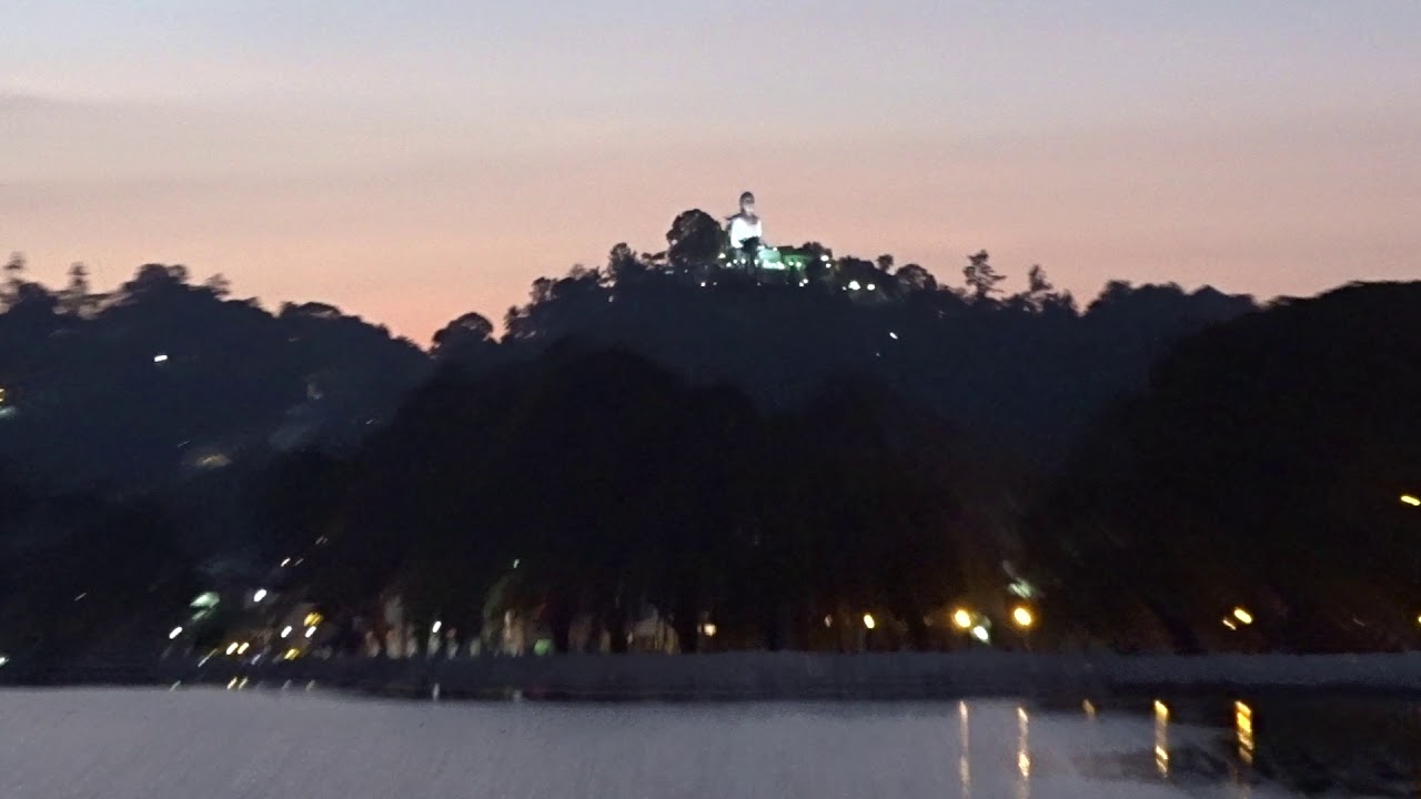 Šri Lanka: večer u Kandy-u; Evening in Kandy - YouTube