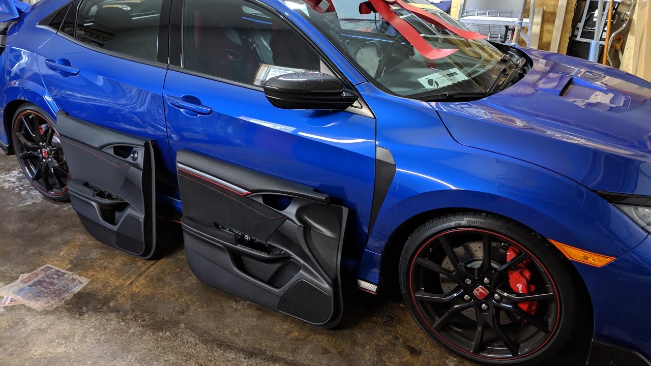 2018 Honda Civic Type R doors panels removal - YouTube