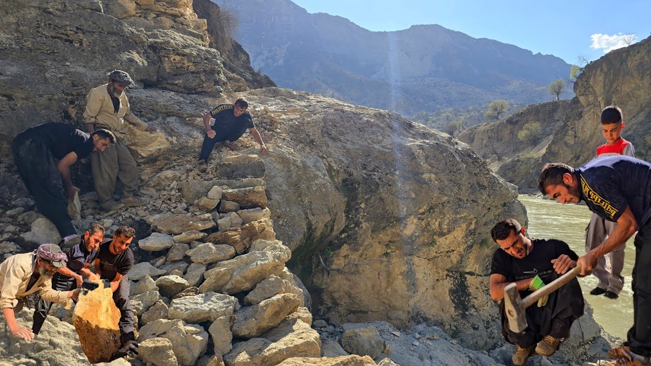 Nomadic Life: Nomadic Life in a Cave | Construction of the route to help the nomadic community🏕 ...