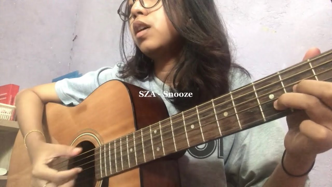 Snooze - SZA (acoustic cover) - YouTube