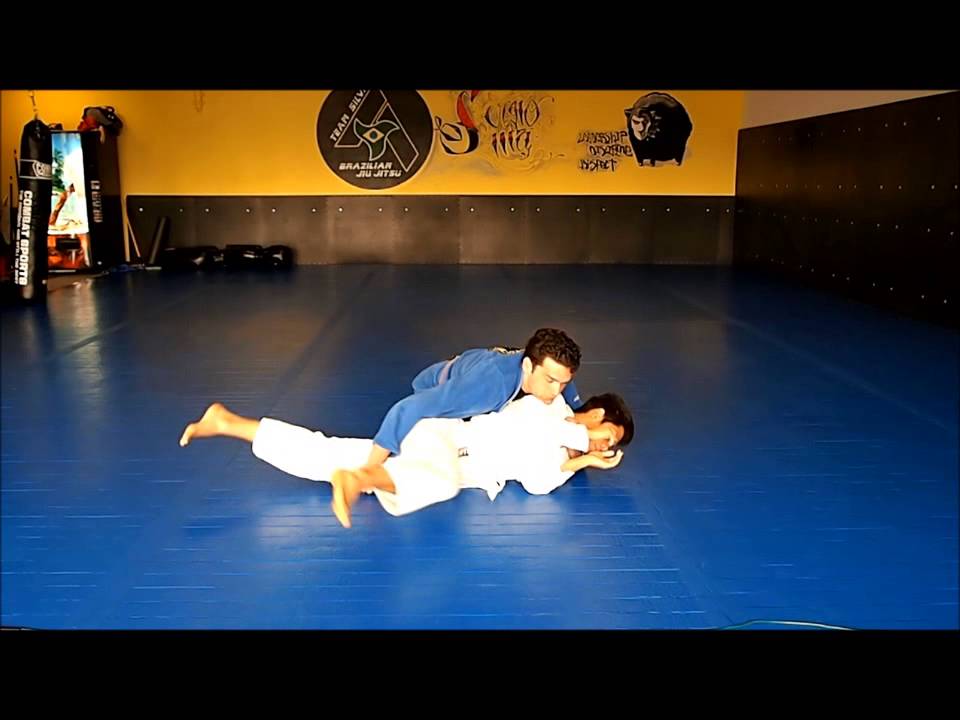 transition: Knee on belly switch from side control - YouTube