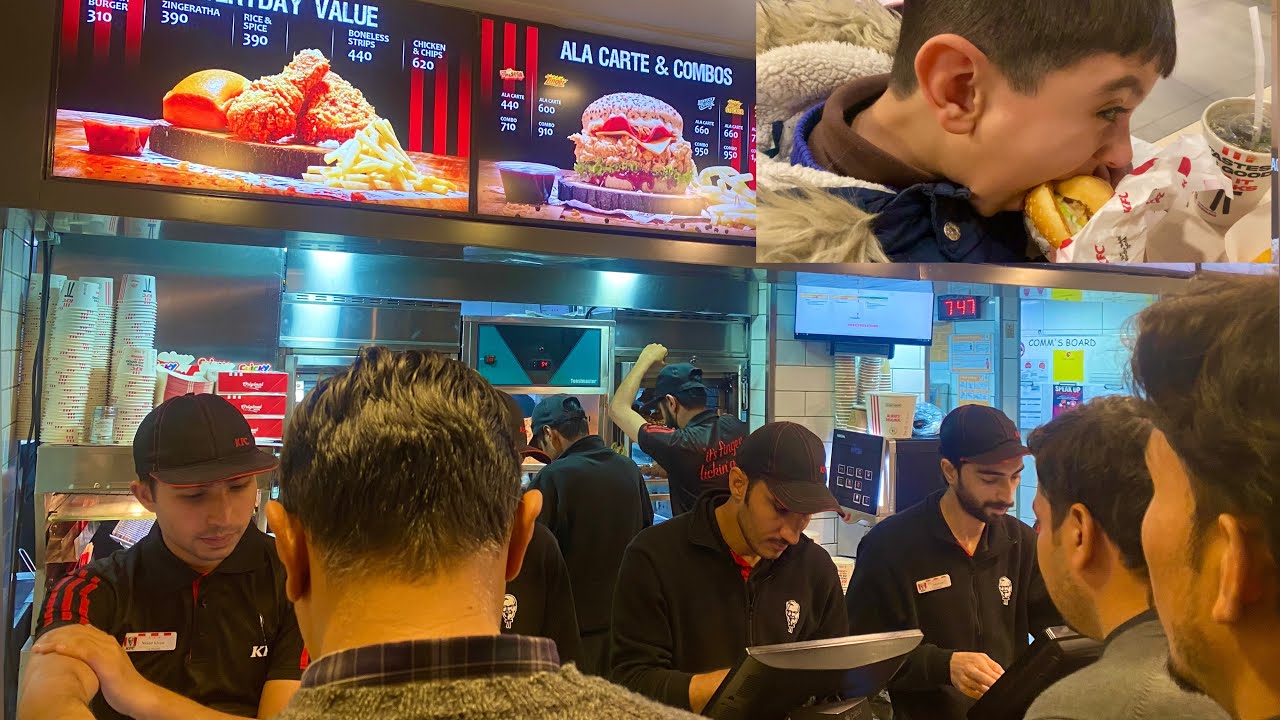 KFC Chicken Zinger Burger 🍔 Crispy Burgers 🍔 KFC Peshawar Pakistan 🇵🇰 ...