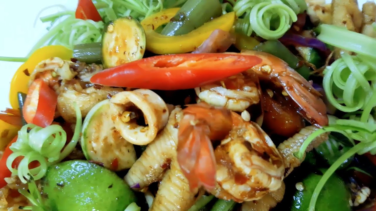 Octopus Shrimp Chicken Leg Spicy Salad - មឹក បង្គា ជើងមាន់ស្រួយសាឡាដ # ...