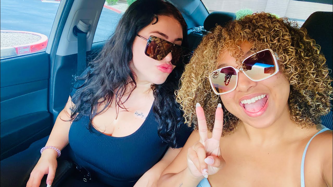 DESS CAM Vlog: Natural Baddies in Vegas! - YouTube