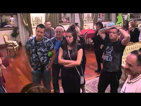 Edo napušta vilu Parova i pozdravlja se sa ukućanima ~  Parovi (TV Happy 18.11.2015.)