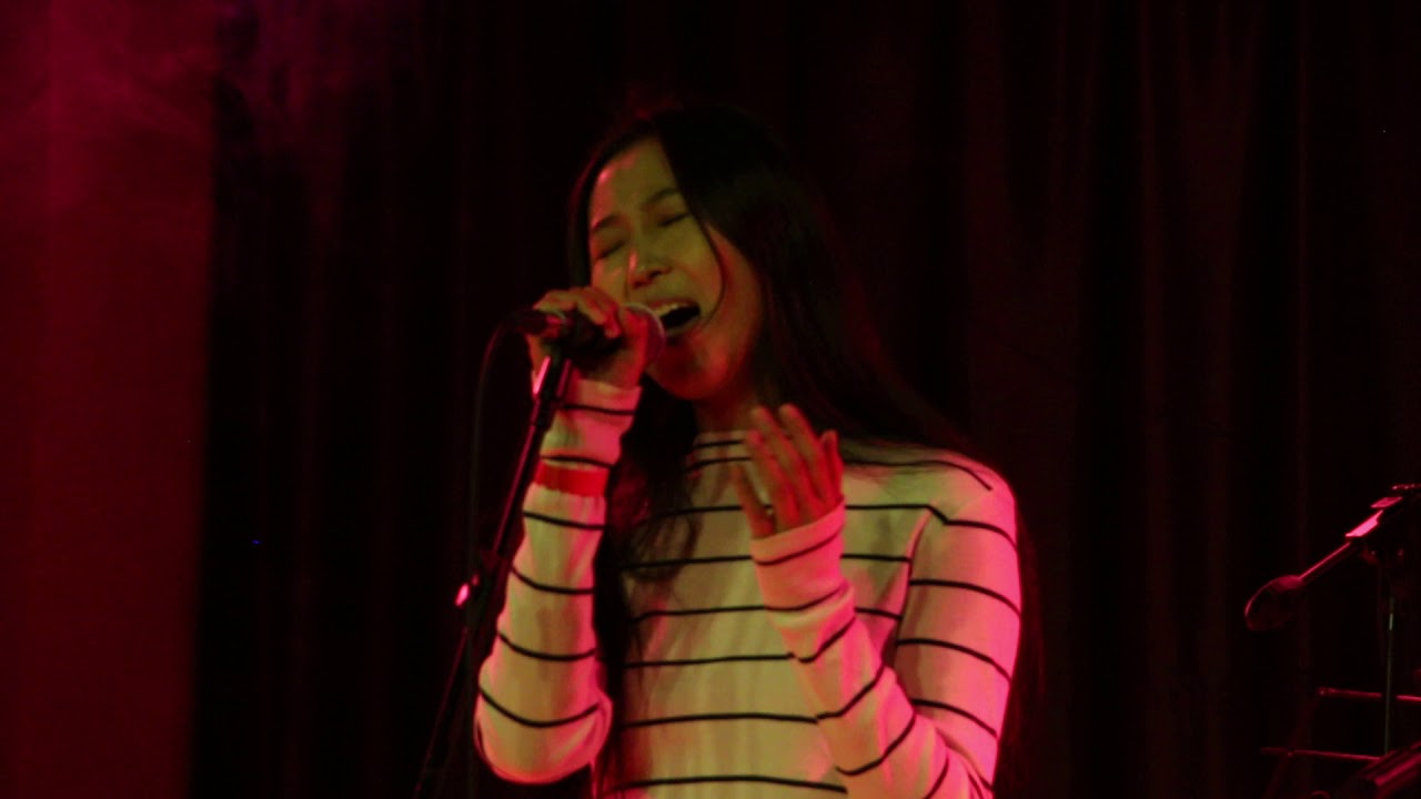 The Open Mic Mongolia: Shallow-Uyangaa /Уянга/ (Live cover) - YouTube