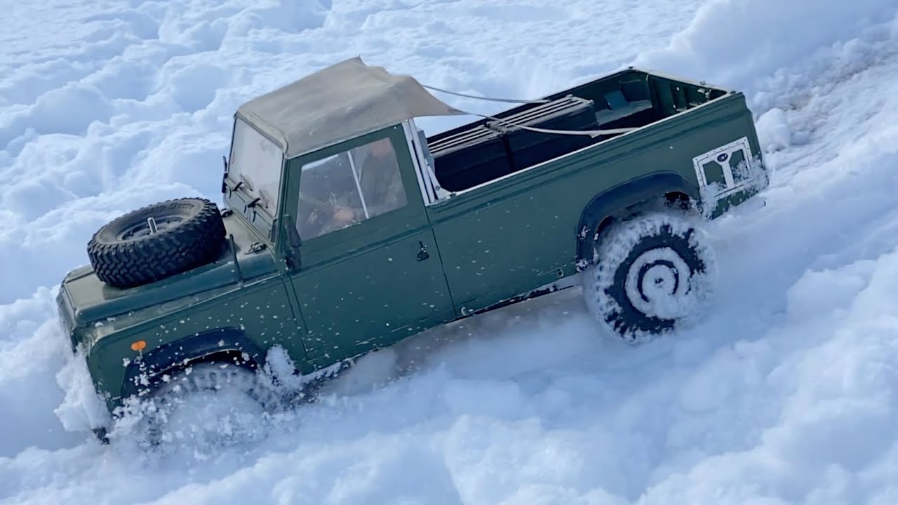 Scale Art LANDY, Snow Rover - Land Rover RC struggling thru snow! Snow ...