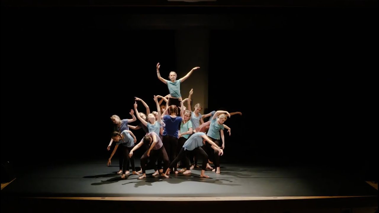 Bach bewegt – Tanz mit Royston Maldoom - YouTube