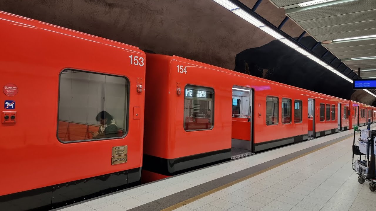 Pääkaupunkiseudun Kaupunkiliikenne 153 Valmet-Strömberg M100 @ HSL ...