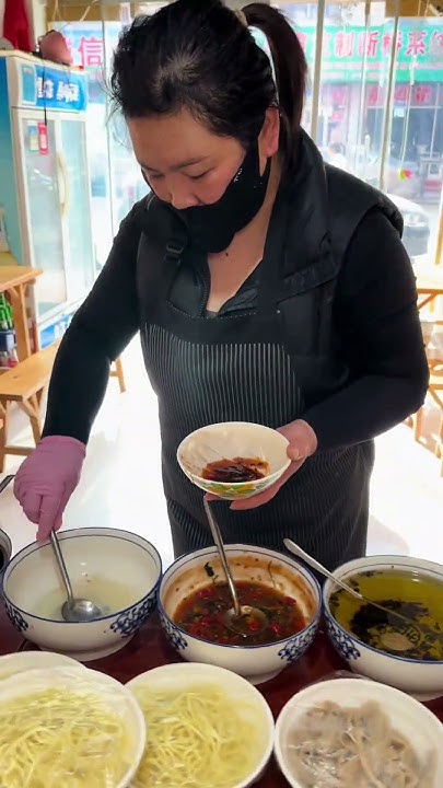 Shanxi specialty food (buckwheat bowl tray) low-carb food, cheap and delicious #streetfood - YouTube