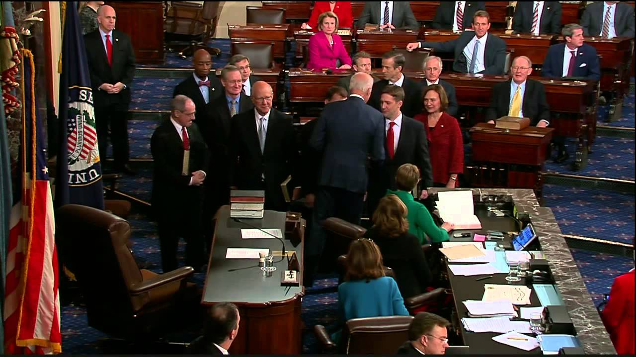 Senator Roberts Sworn in to Fourth Term - YouTube