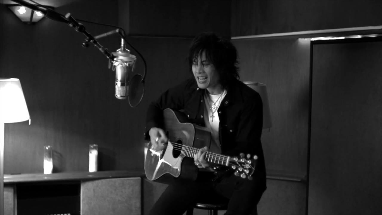 Michael Grant & The Assassins - "Anthem Of Us" - Acoustic Version - YouTube