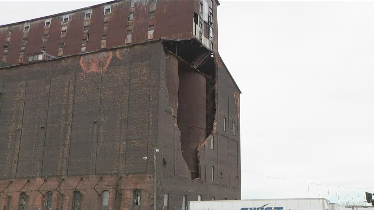 Local Preservationists Look To Save Wind Damaged Grain Silo - YouTube