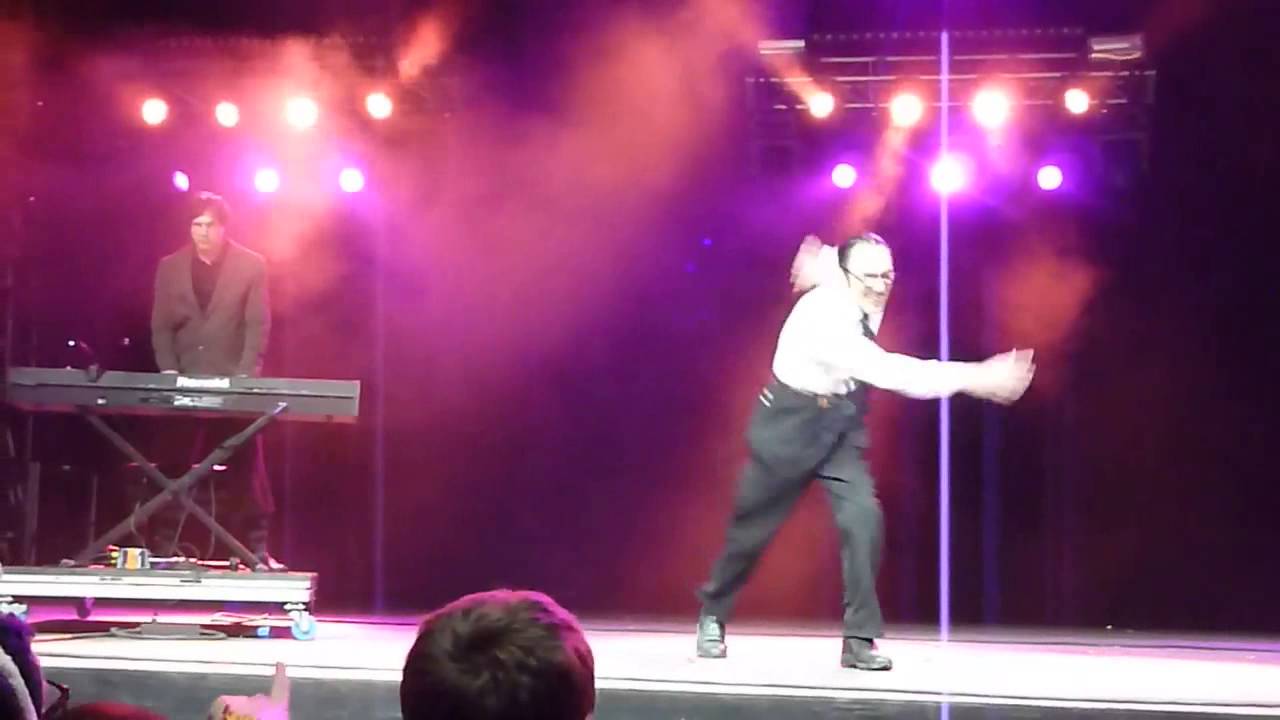 Sparks at Coachella 2013 - Ron Dancing - YouTube