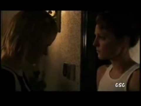 TOP 10 BEST ROMANTIC KISSES OF THE L WORD