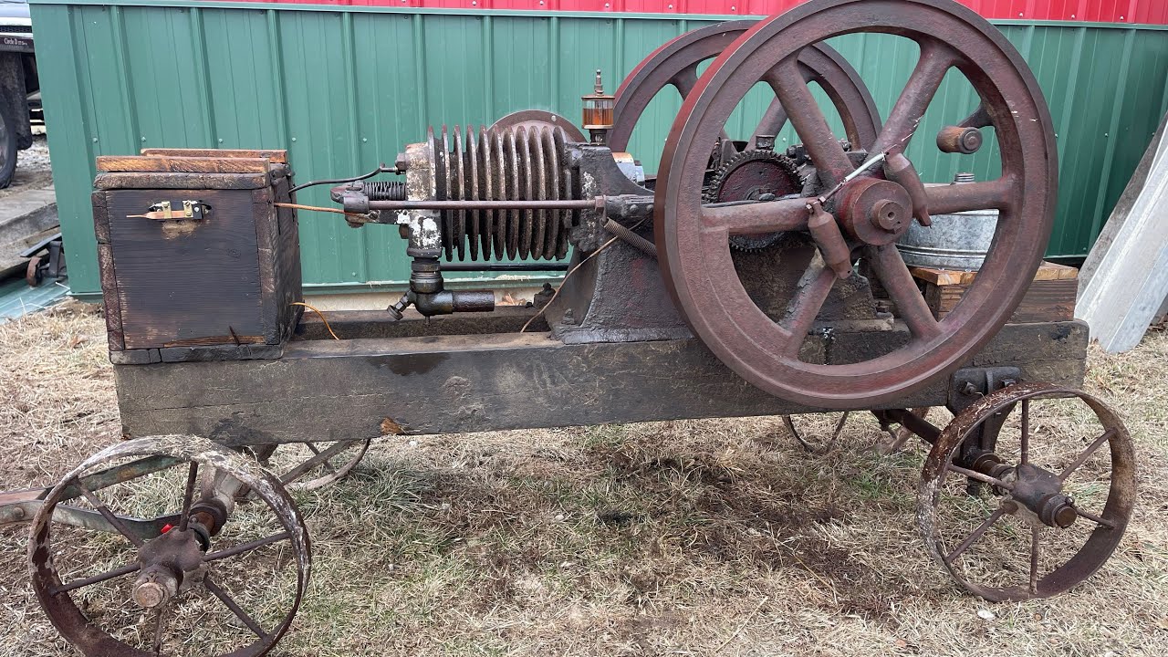 The Engine That Breathes! 2 1/2HP Ported Exhaust Gade Hit & Miss Engine ...