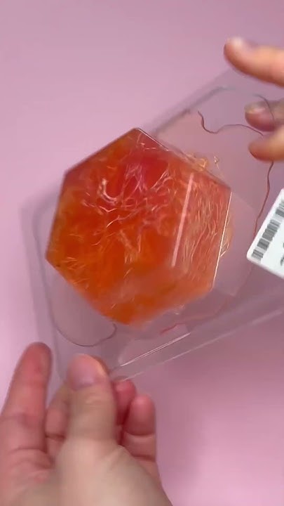 Природная мочалка (люфа) в мыле - YouTube