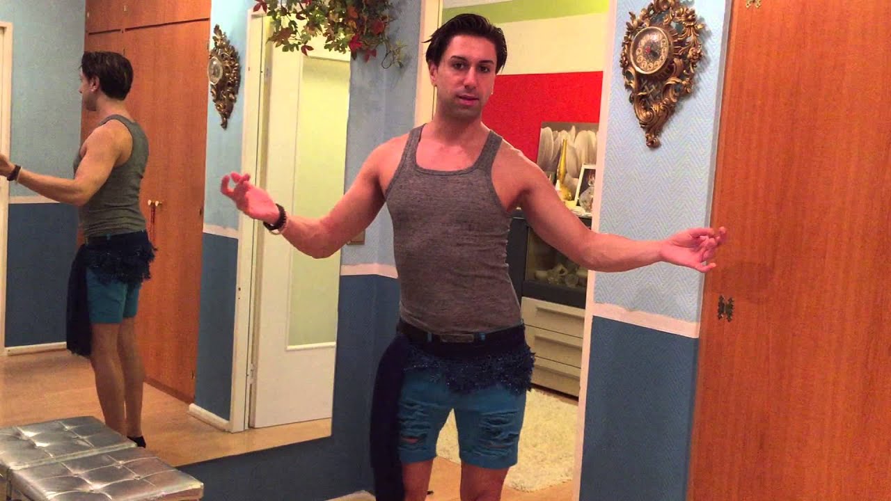 Bellydance for beginner: Shimmy slide with twist, wave and chest down ...