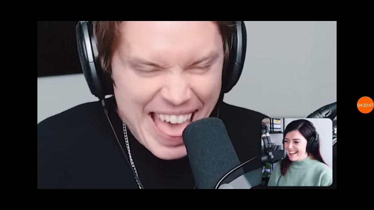 R o o m i e o f f i c a l - YouTube