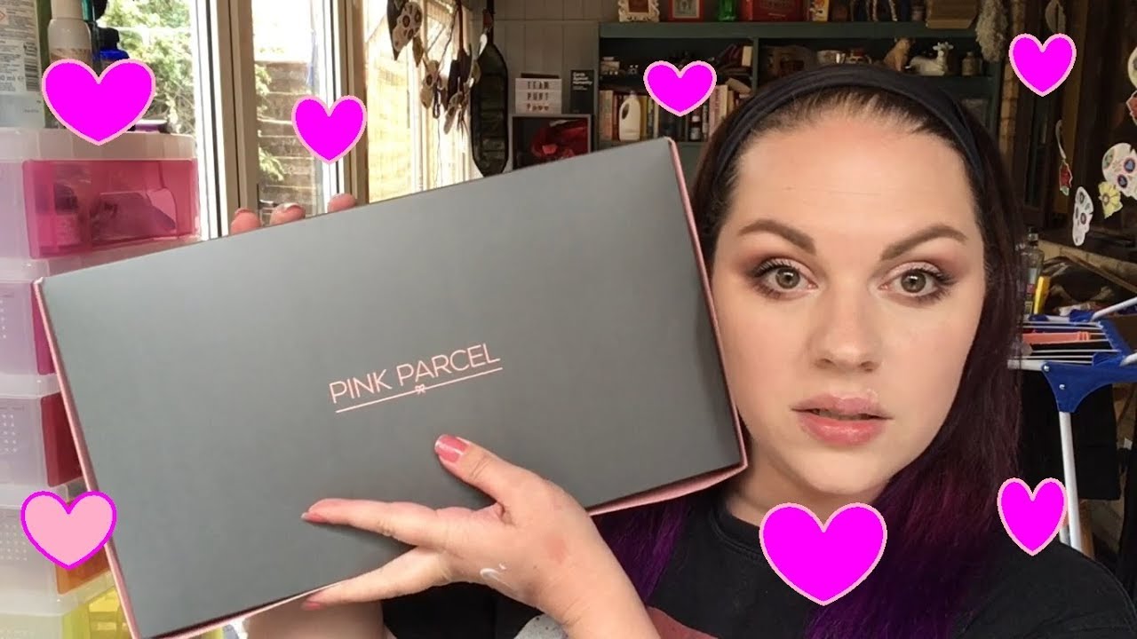 PINK PARCEL UNBOXING AUGUST 2017 - YouTube