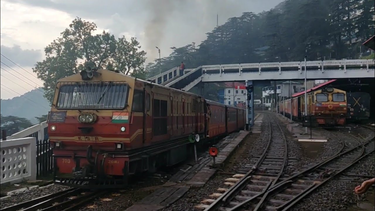Beautiful train journey. Kalka Shimla Himalayan Queen Express arriving ...
