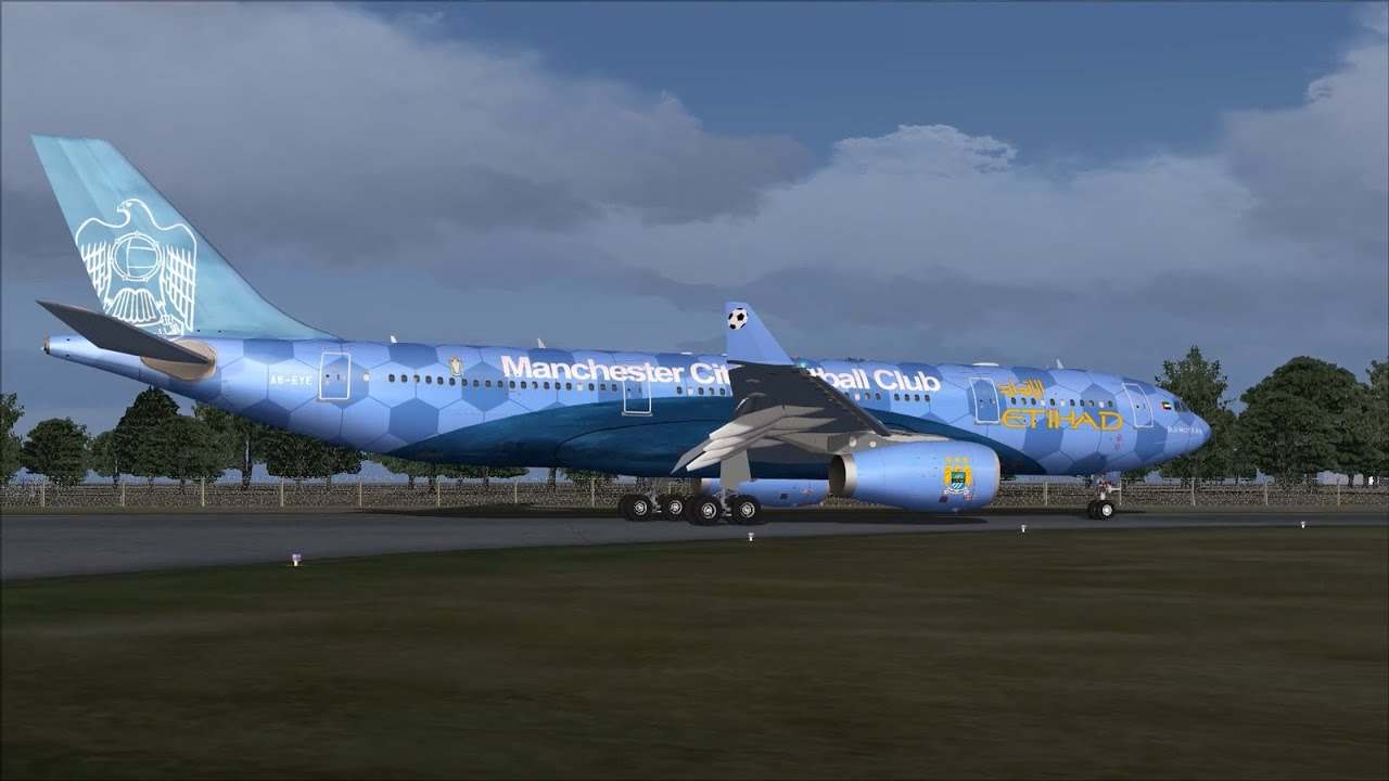 Etihad A330-200 "Blue Moon Rising Livery" Landing in Manchester, UK ...