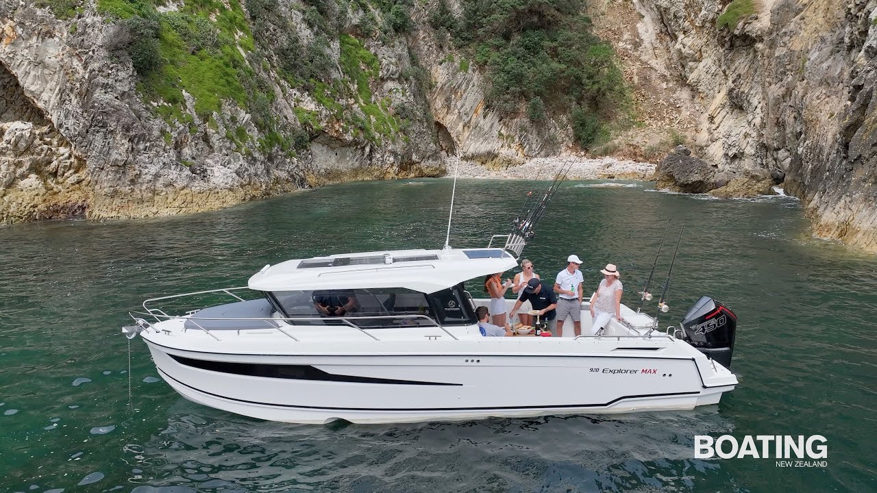 Parker 920 Explorer Max - YouTube