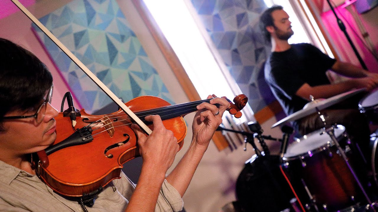 Endless Range by Willows Live at Suede Studio - YouTube