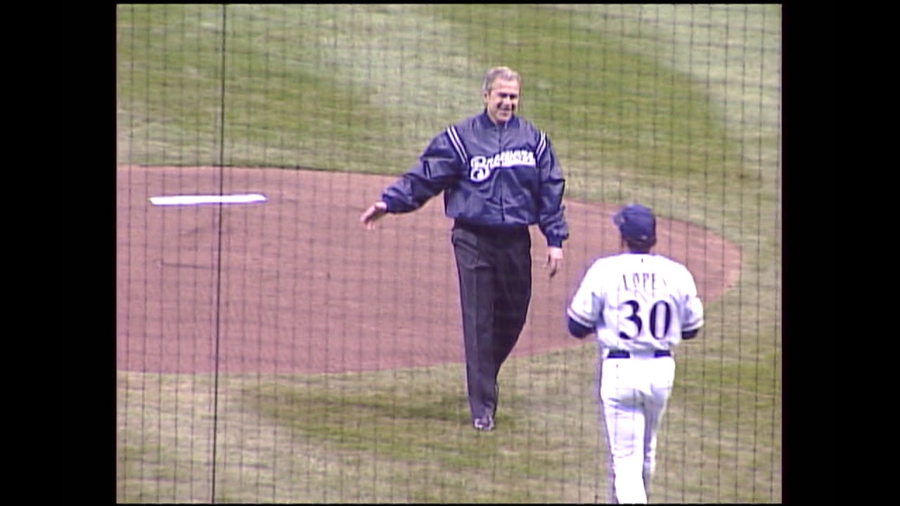 George W. Bush First Pitch Miller Park 4/6/01 - YouTube
