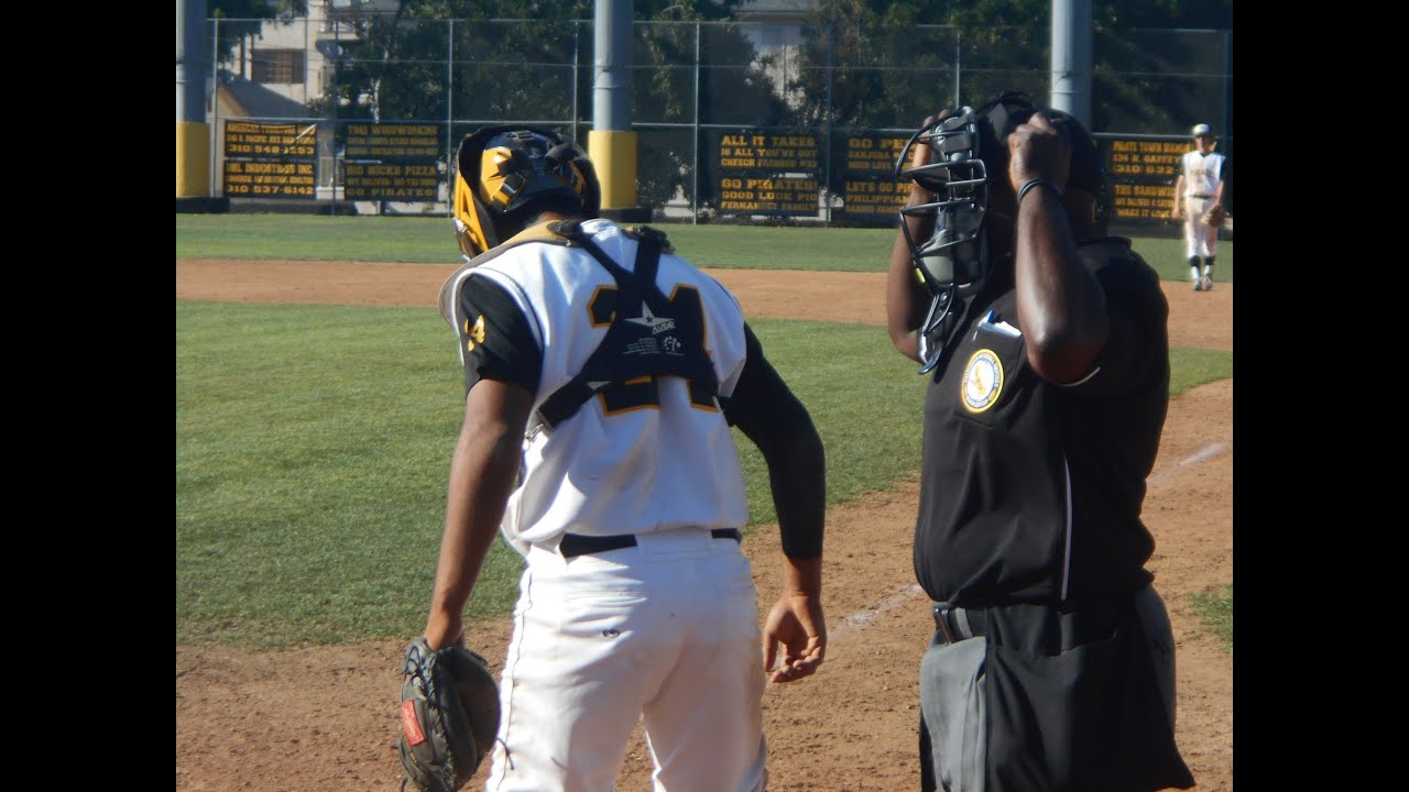 J.J. Duarte Catches Runner Stealing With Perfect Snap Throw! - YouTube