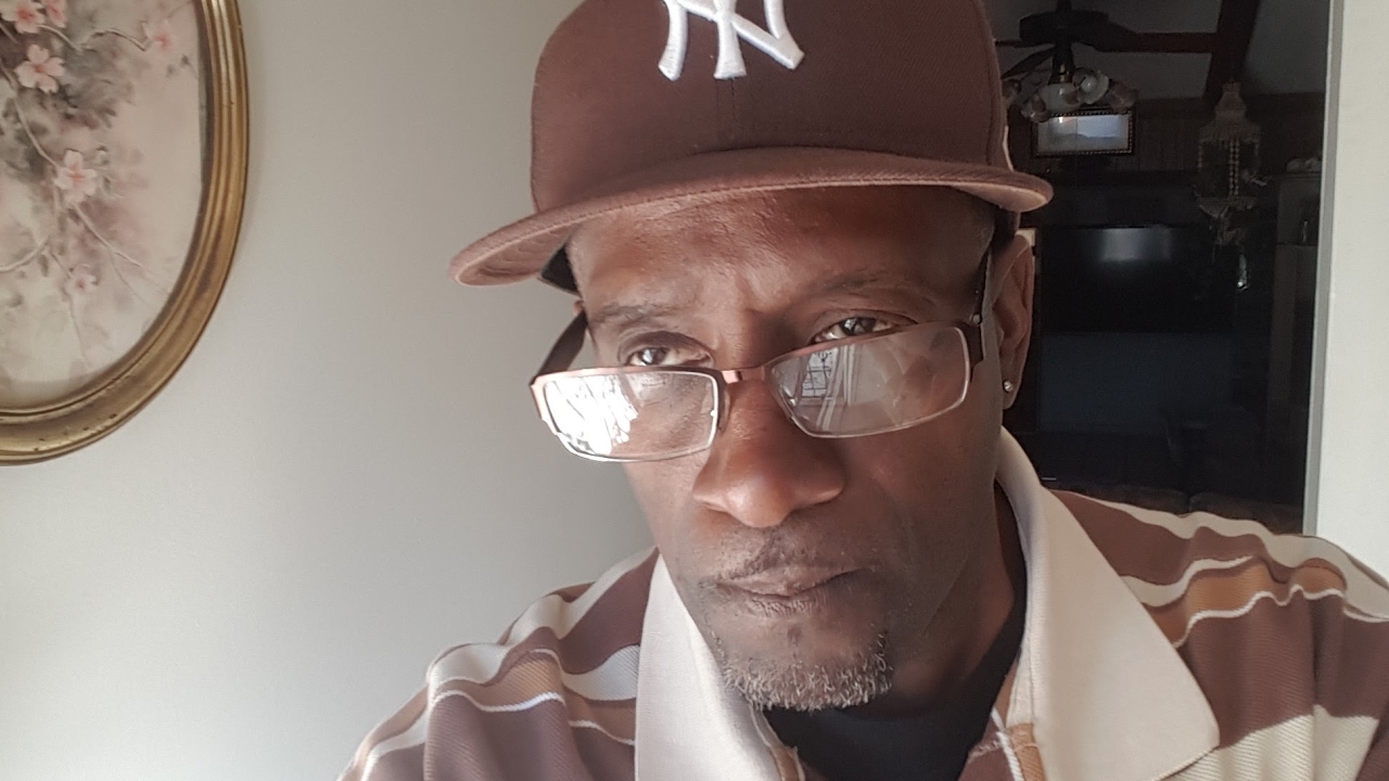 lee brumby Live Stream - YouTube