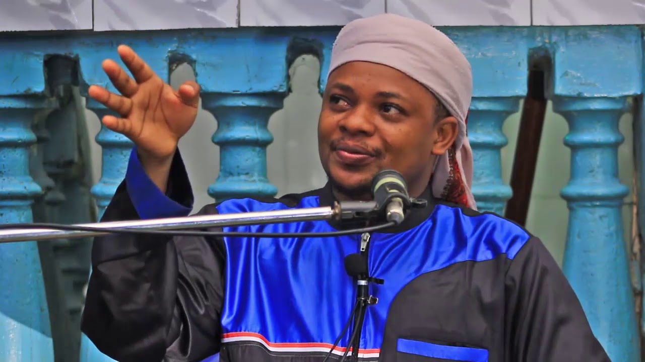 Athari mbaya pindi ugombanapo na nduguyo _ Sheikh Othman Michael - YouTube