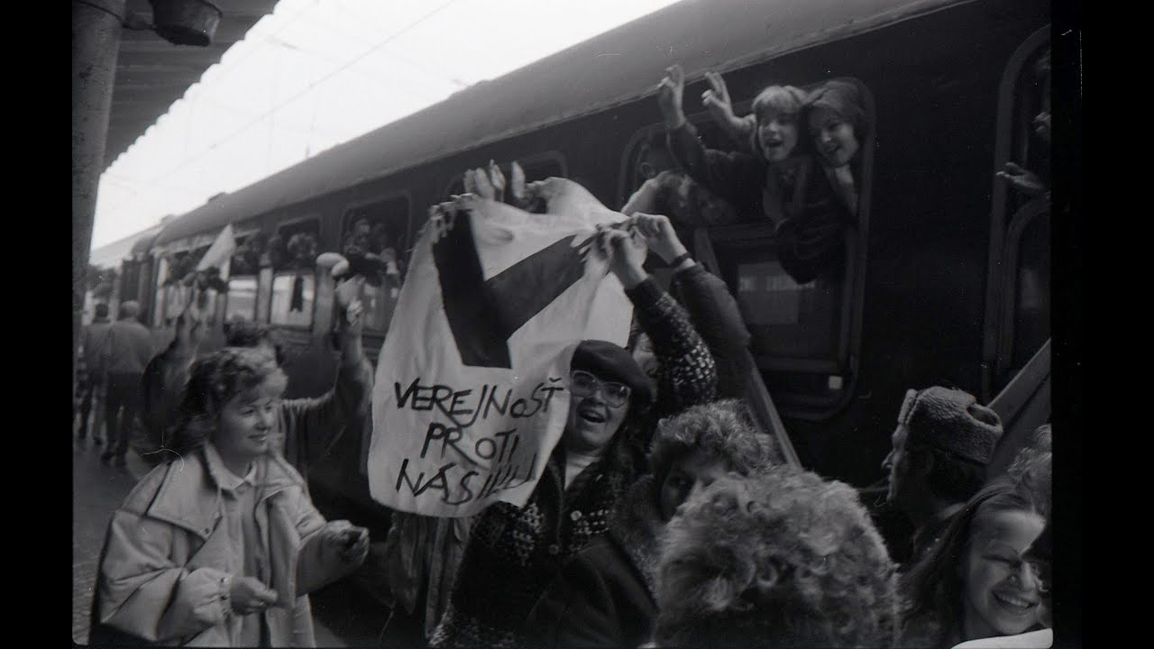 SLOBODNÍ - HD trailer - YouTube