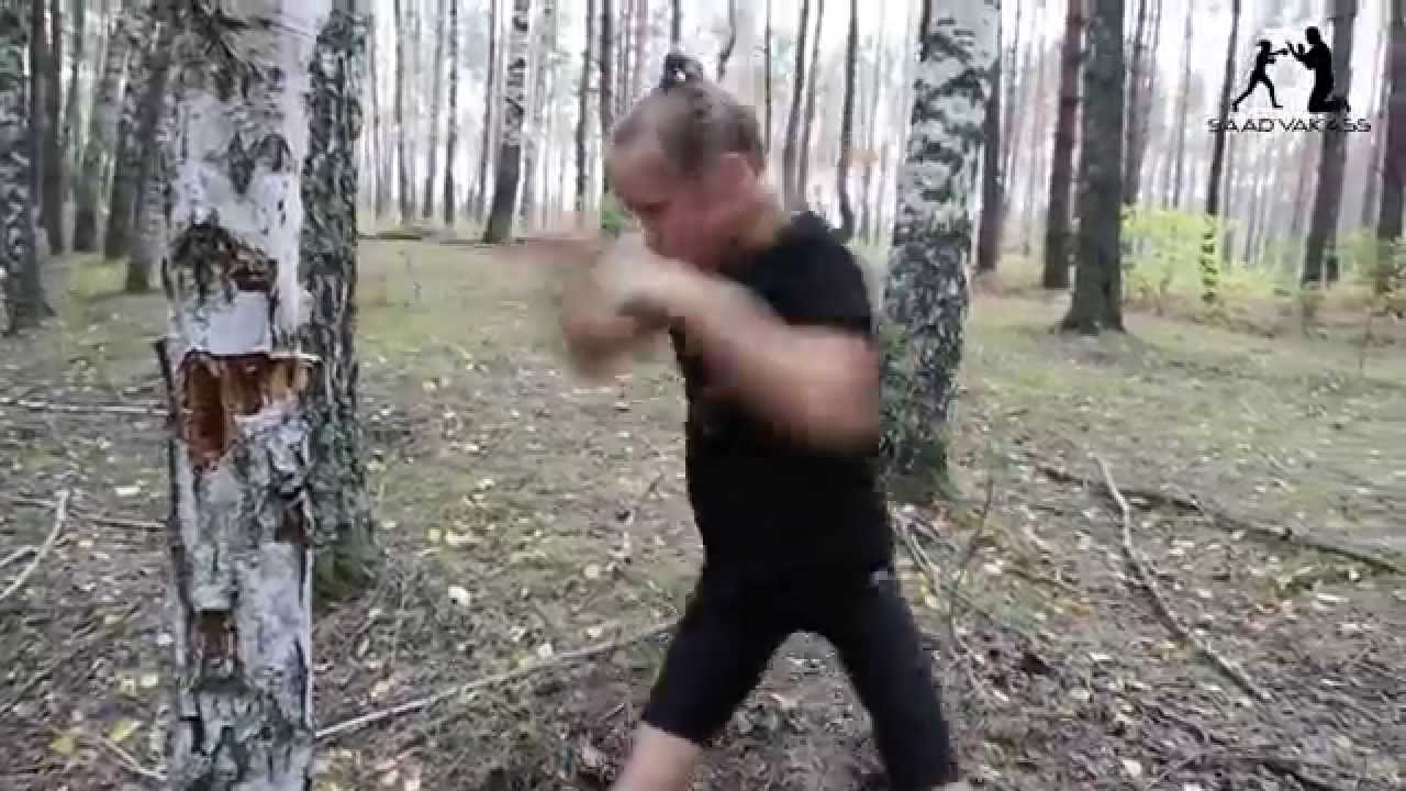 8 year old girl punching a tree with sharp technique and amazing speed! - YouTube