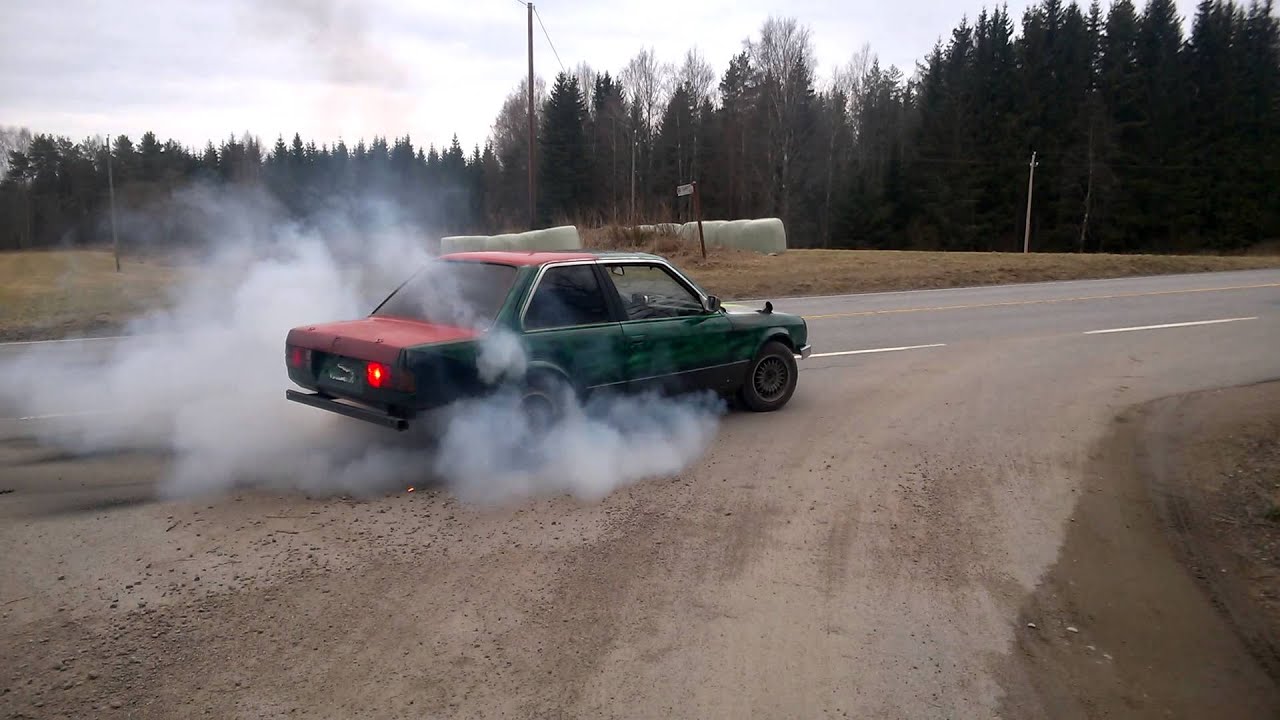 E30 Vw D24+Holset H2A 14# Burnout - YouTube