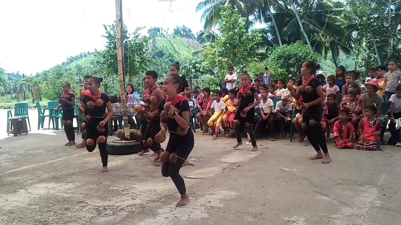 Katutubong sayaw - YouTube