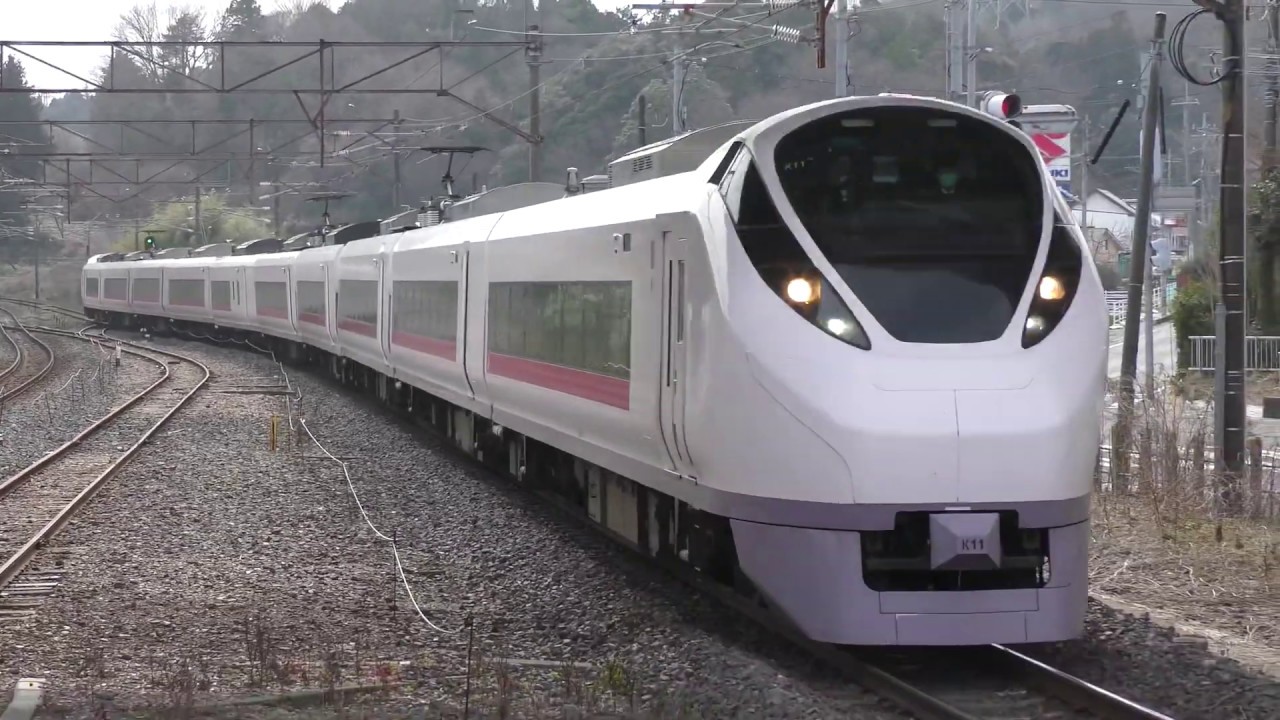 ひたち11号 E657系 K11編成 十王駅通過 - YouTube