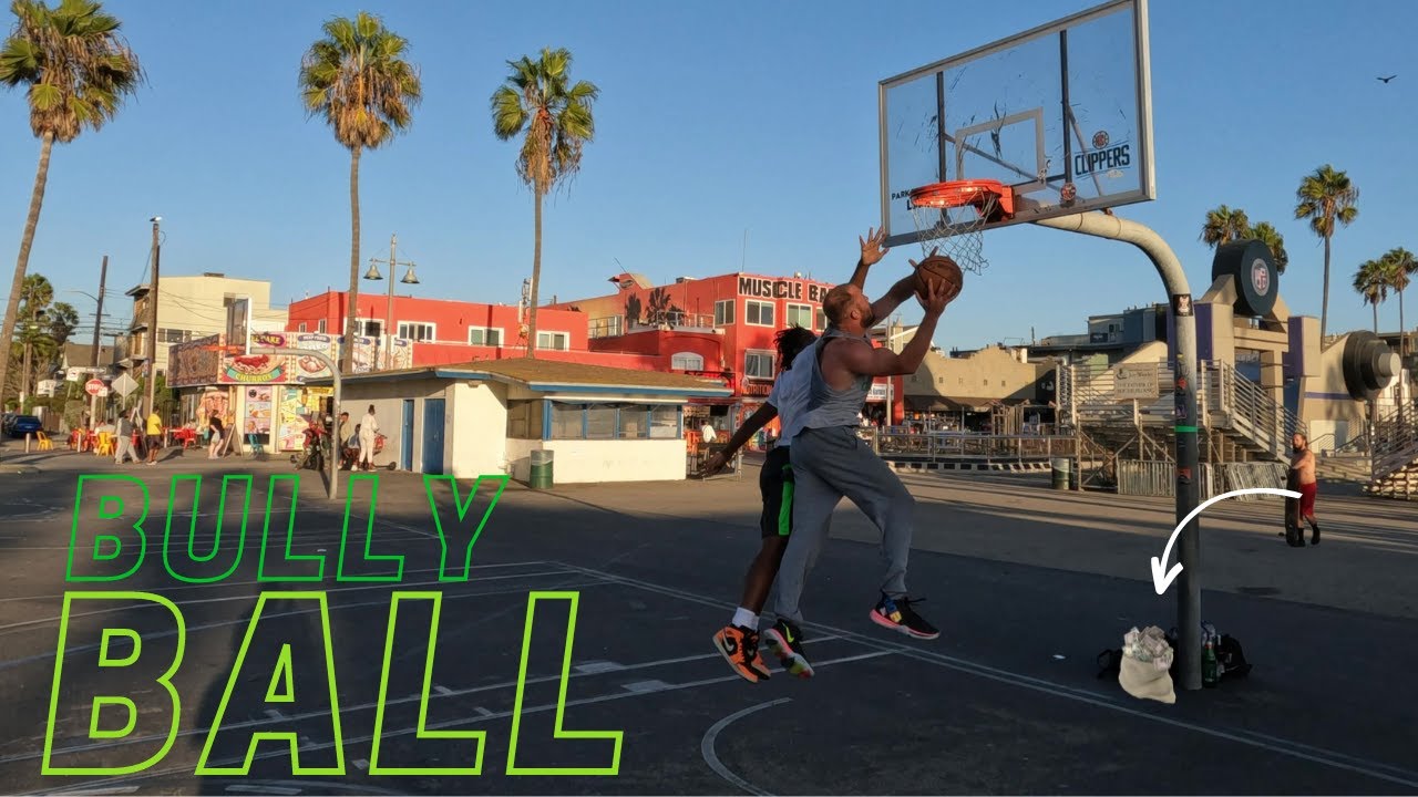 BULLY BALL. hoopers battle it out for the bag - YouTube