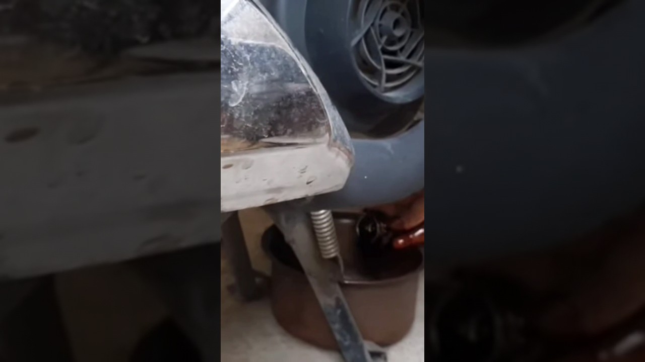 Suzuki Access 125 oil change service #access125bs6 #oil #access - YouTube