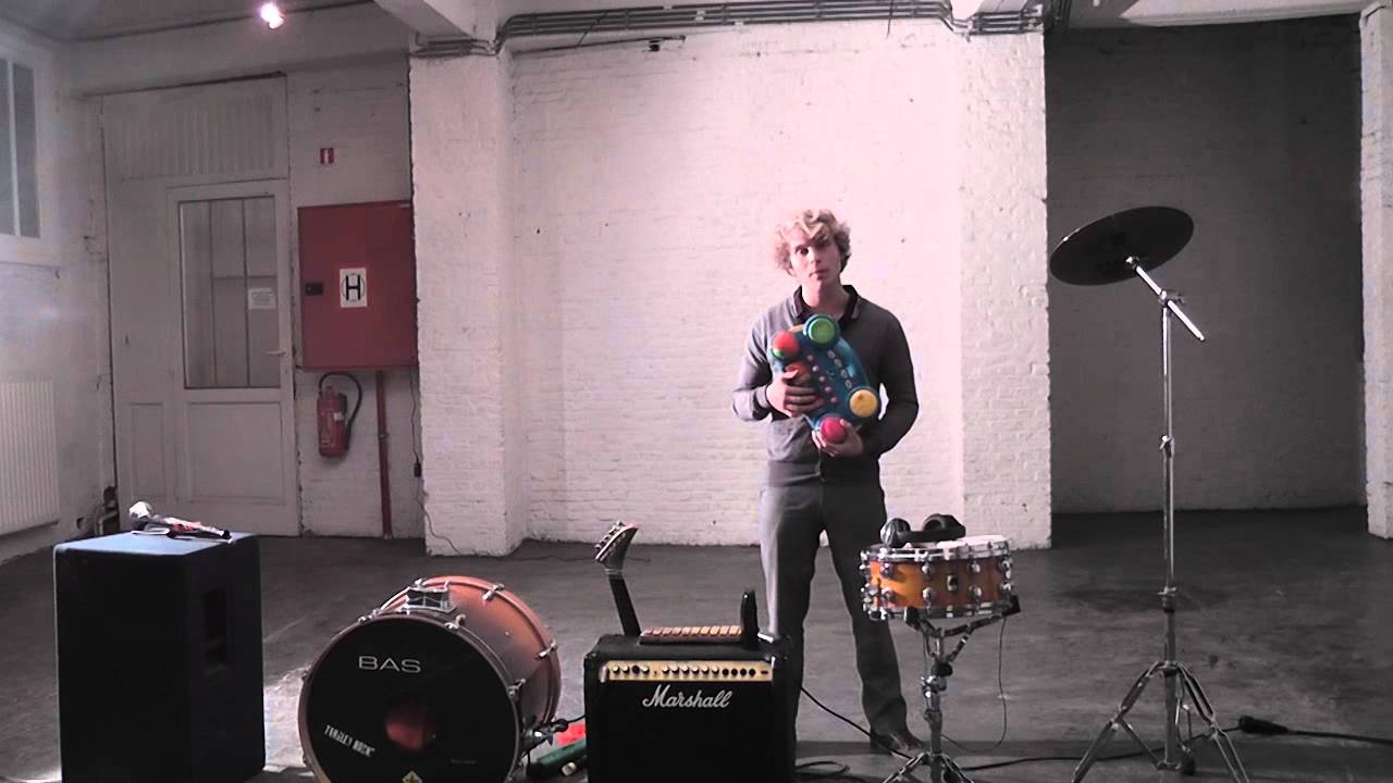 The Flying Machine op Het Jeugdfilmfestival 2012 - YouTube