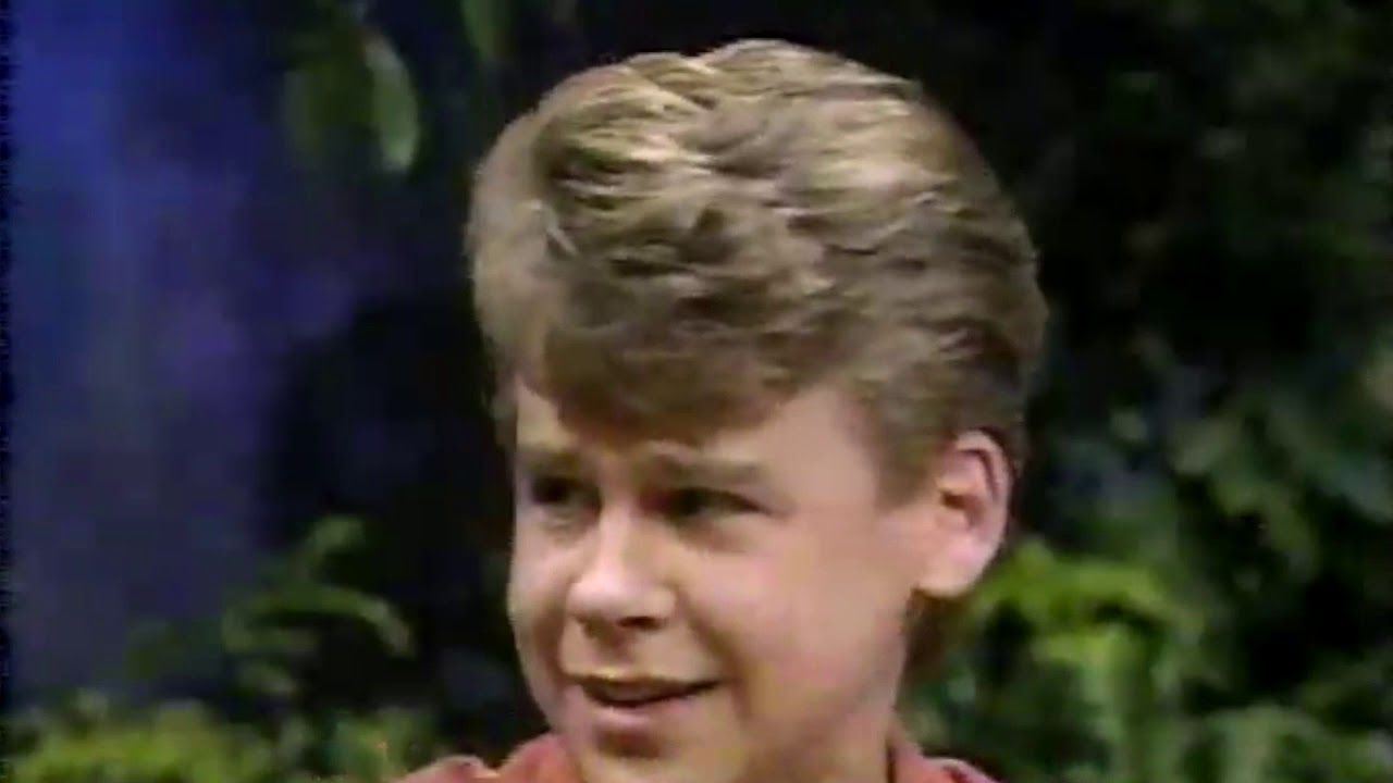 MMC Season 3: The Tour Guide - YouTube